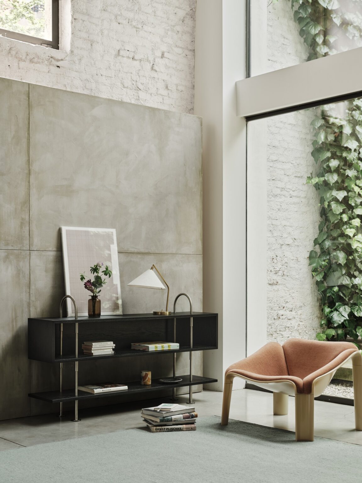 GUBI F300 lounge chair - Nomart